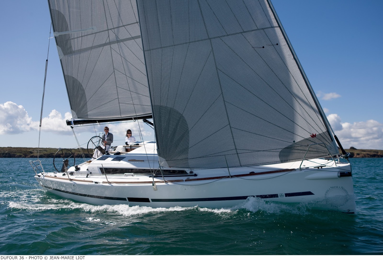 Dufour 36 Performance