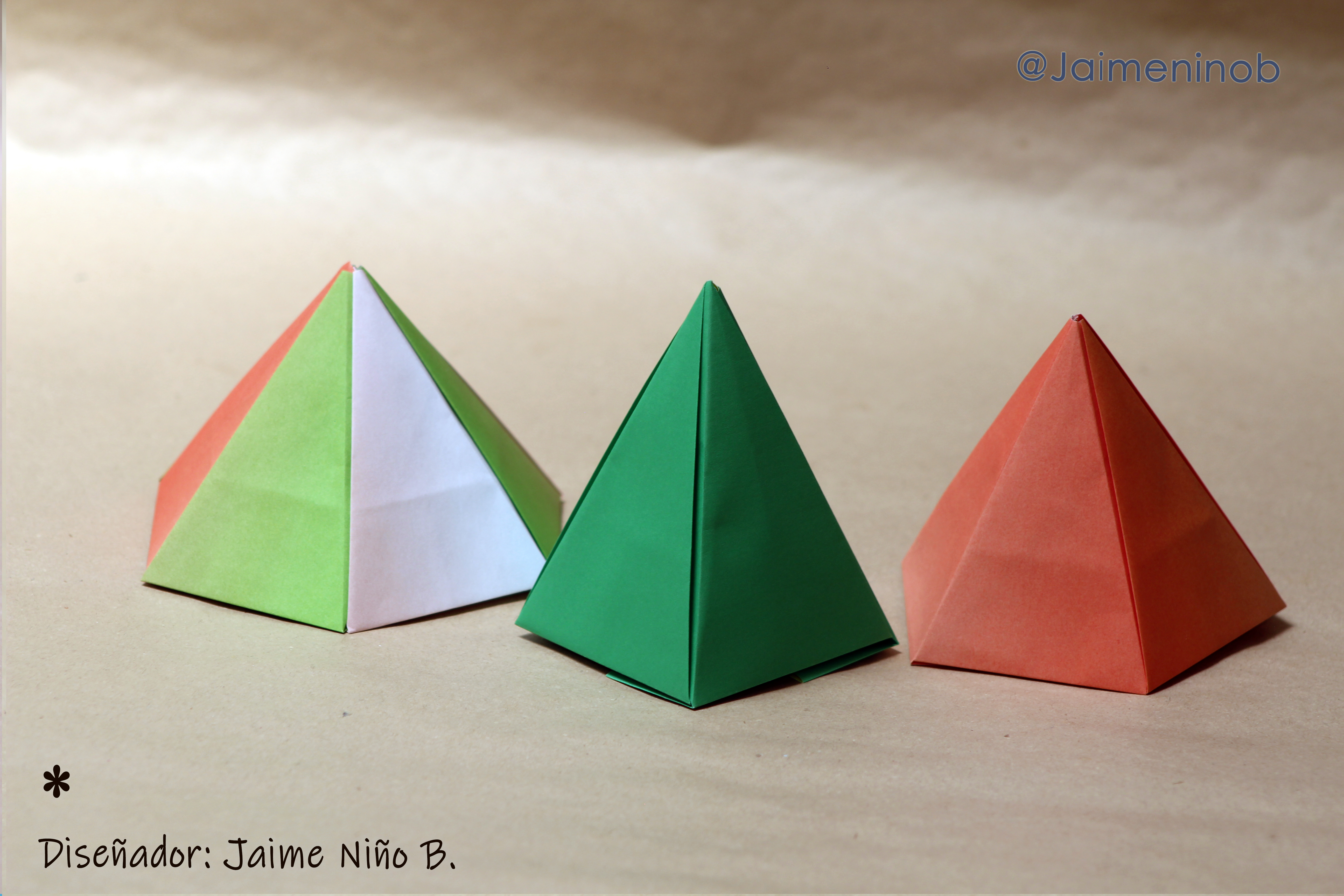 Poliedros: Pirámides