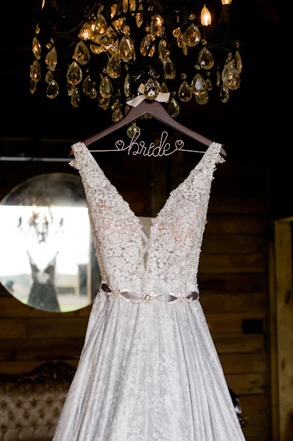 Mediocre Photography by HT