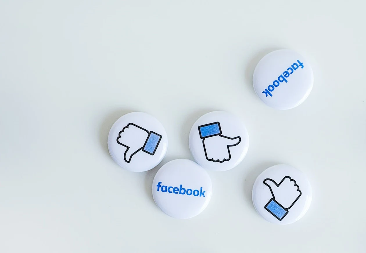 The Sentiments of Memories Can Be Changed by A Few Number of Likes ...