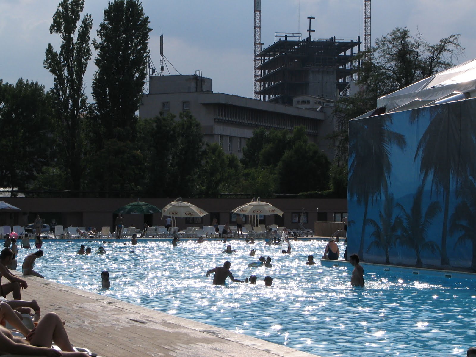 LA MULTI ANI, ROMANIA!: Strandul Tineretului