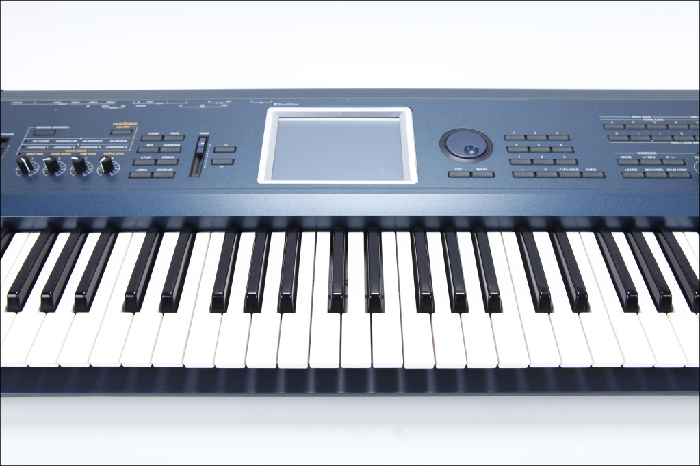 MATRIXSYNTH: Korg Triton Extreme 61 key synthesizer keyboard workstation