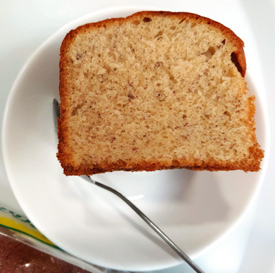 (Eat to Live) or (Live to Eat): Mighty White Banana Cake