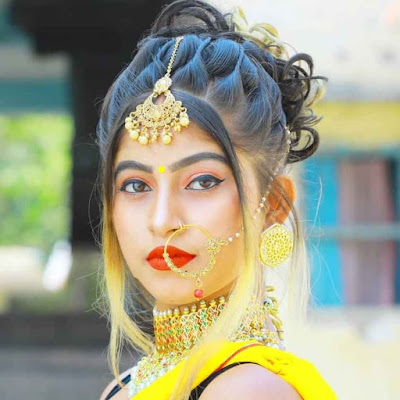 Komal Singh Wiki, Biography, Age, Boyfriend, Facts and More