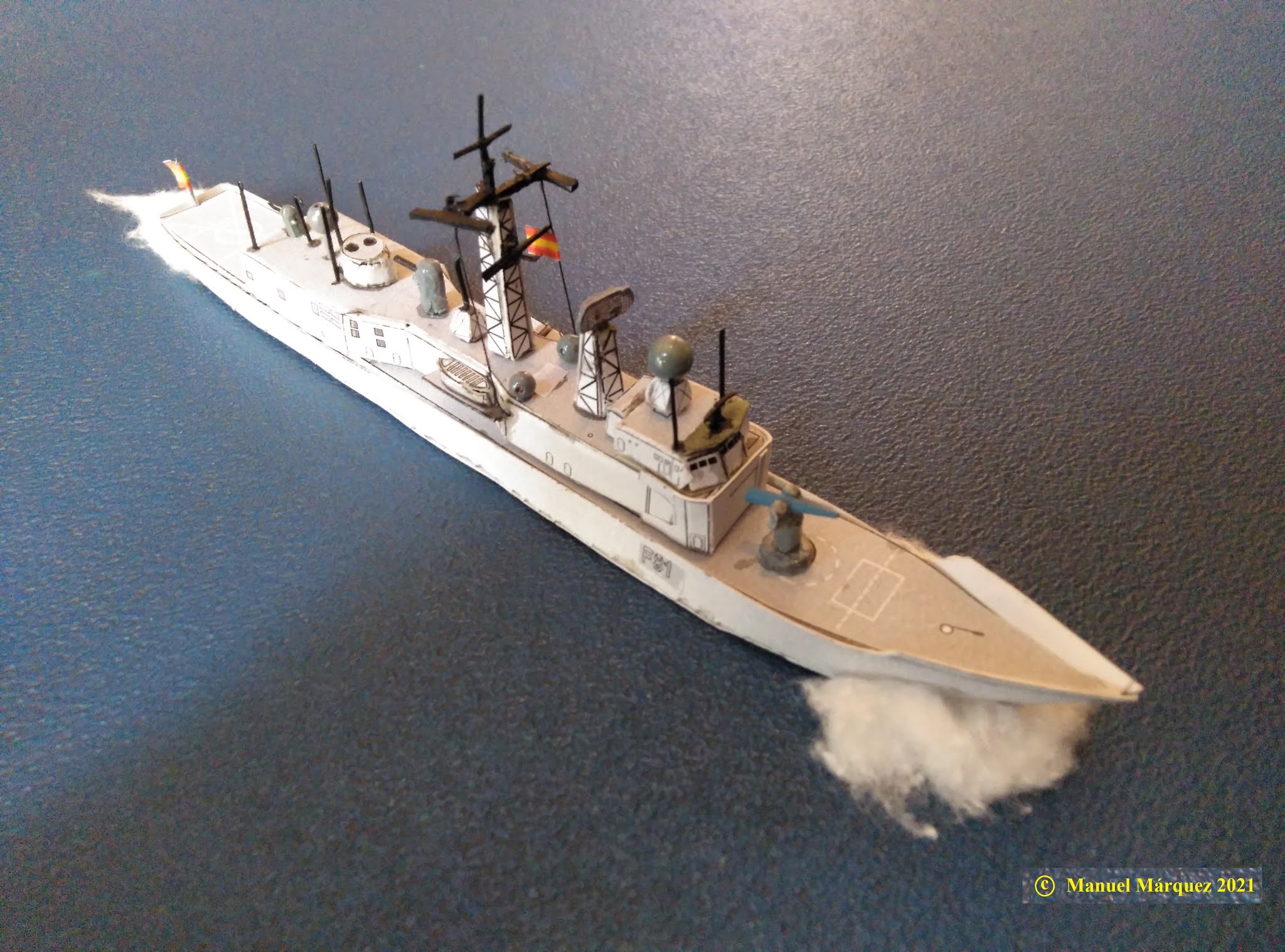 LAS MAQUETAS DE MAMARRO - PAPER MODEL: FRAGATA SANTA MARÍA (F-81 ...