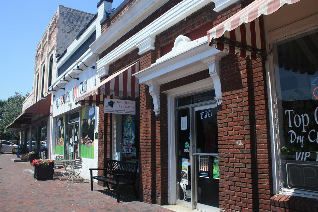 Mount Holly Walkabout