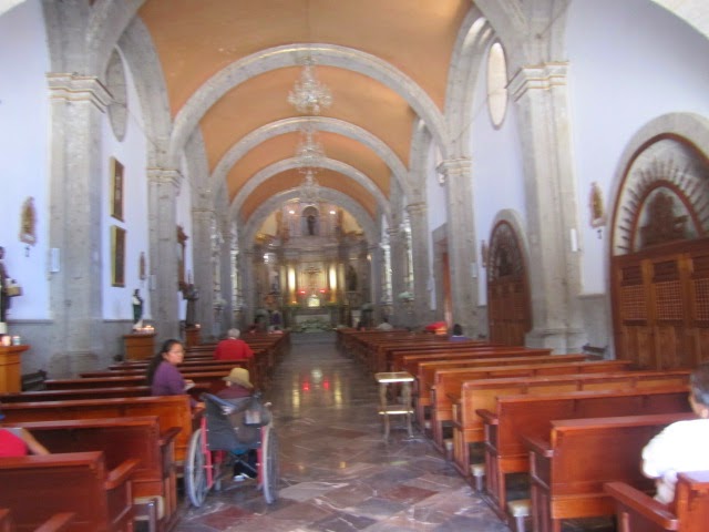 Mexico Daily Living: Catholic Church in Chapala