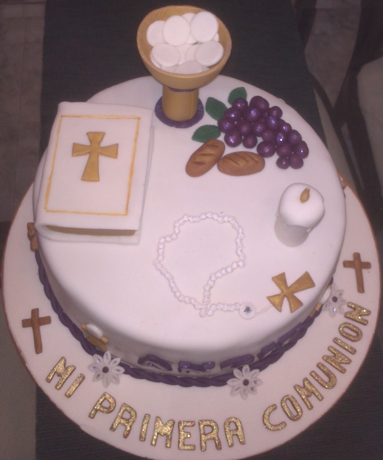 M&M´s Cakes: CAKE PRIMERA COMUNION ( FIRST COMMUNION CAKE)