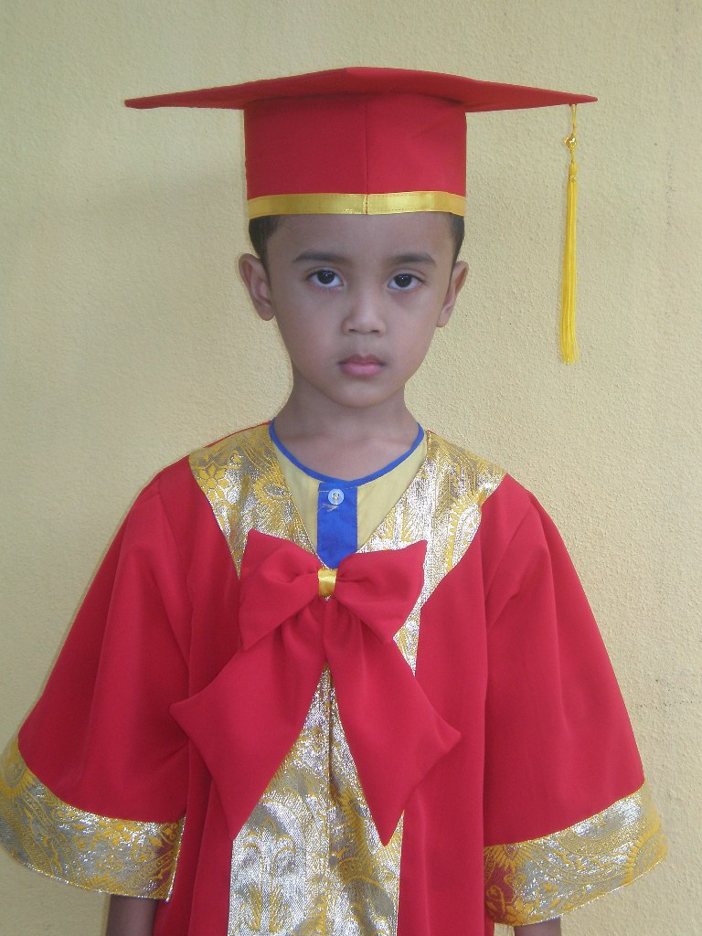 Jubah Konvo Kanak-kanak (Tahun 6 / Tadika) | Yang Murni Collection