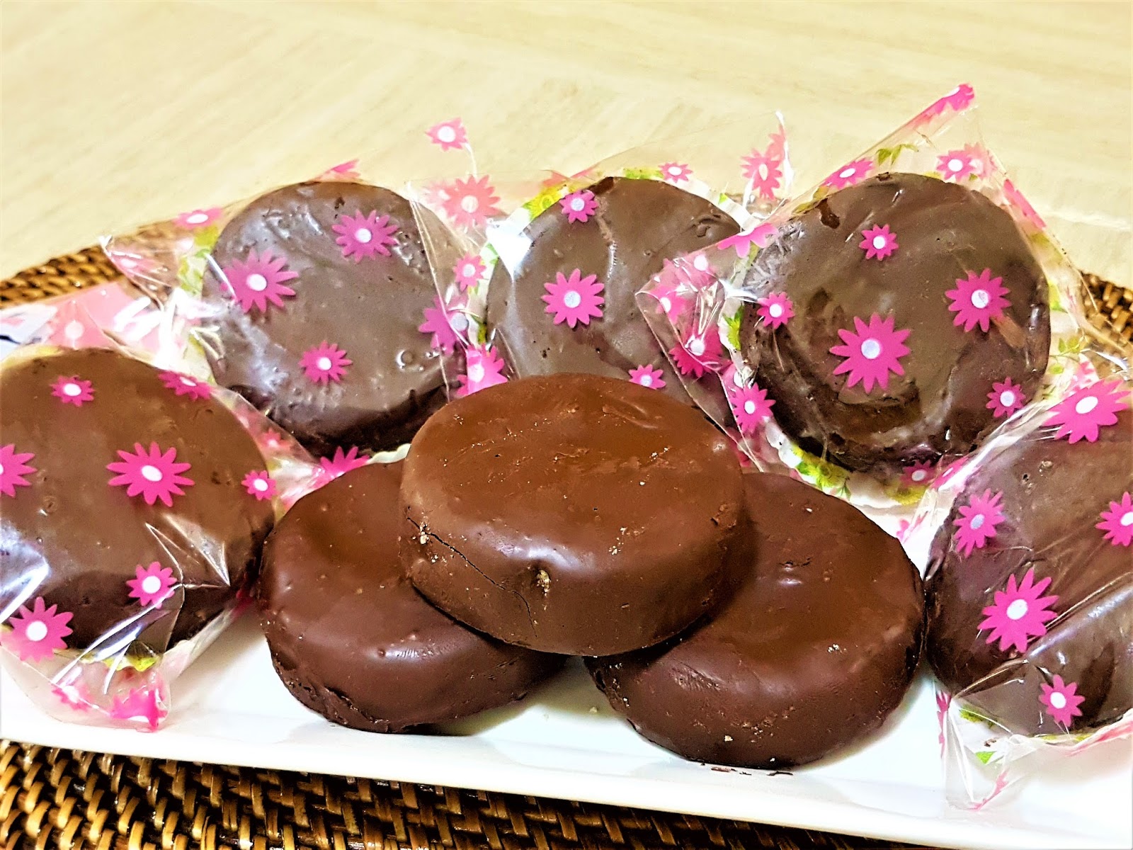 Kasher's Kitchen: Polvoron - Chocolate Coated