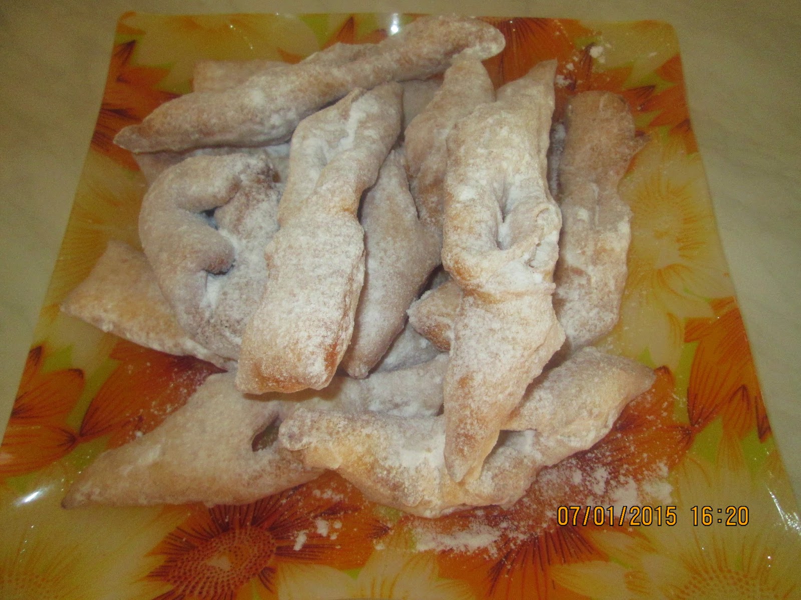 Prajituri de casa: Scoruse sau Minciunele