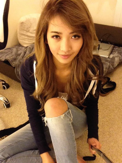 Foto Foto Cantik dan Sexynya Reina T Bintang Bokep Asal Jepang - CERITA SEX
