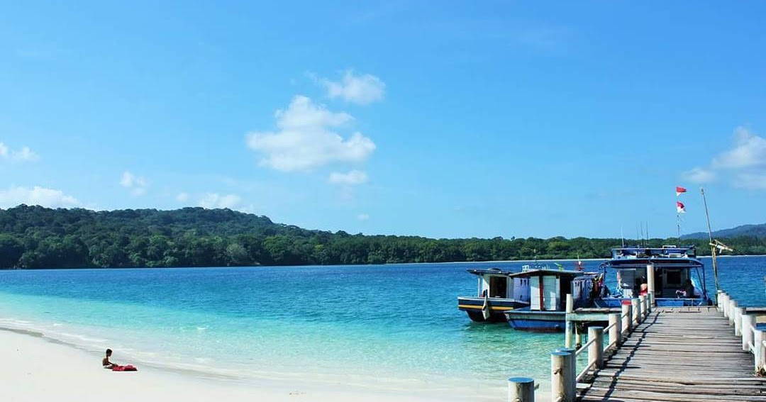 Pulau Handeleum, Pulau Cantik nan Eksotis