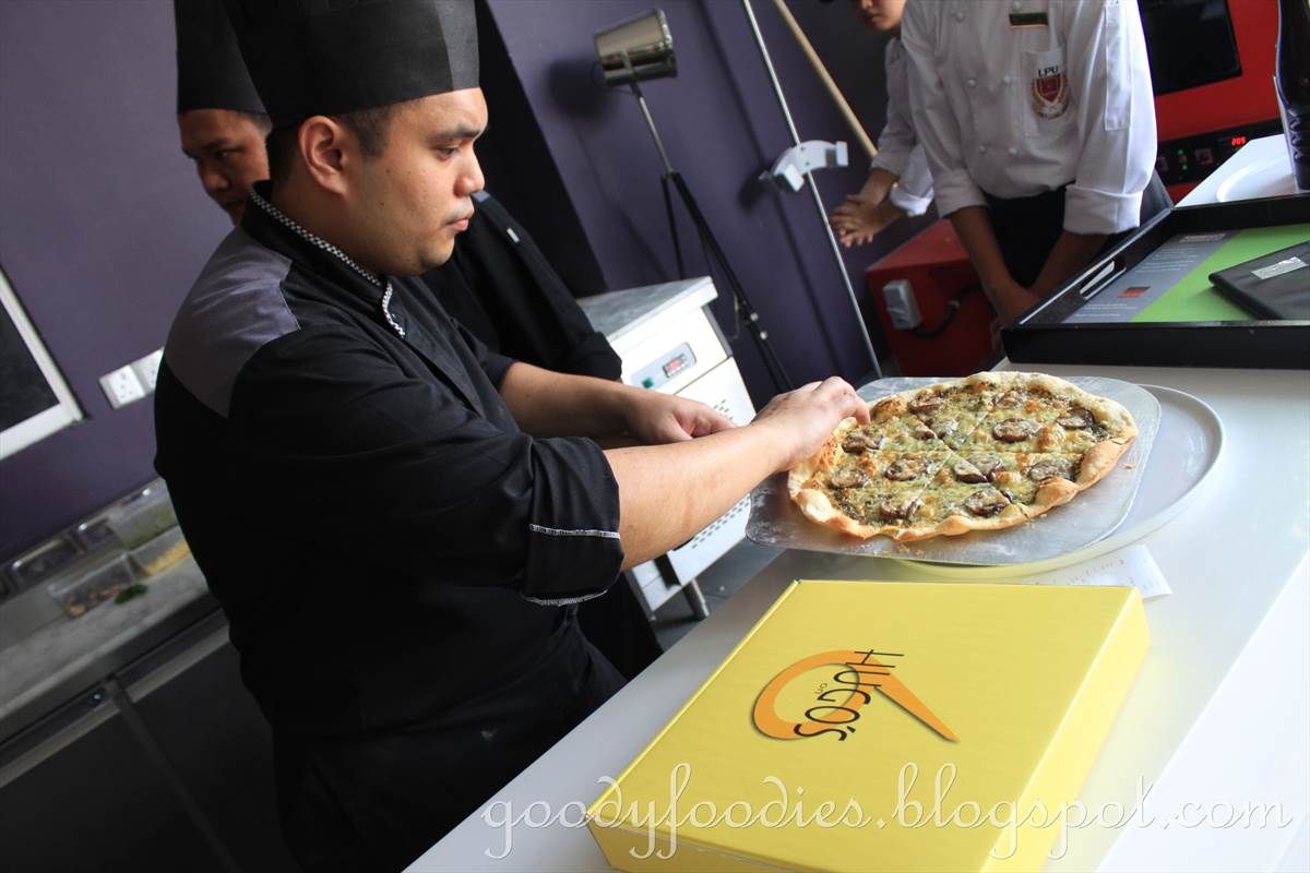 GoodyFoodies: It's All About Italian @ Hugo's on 6, Best Western ...