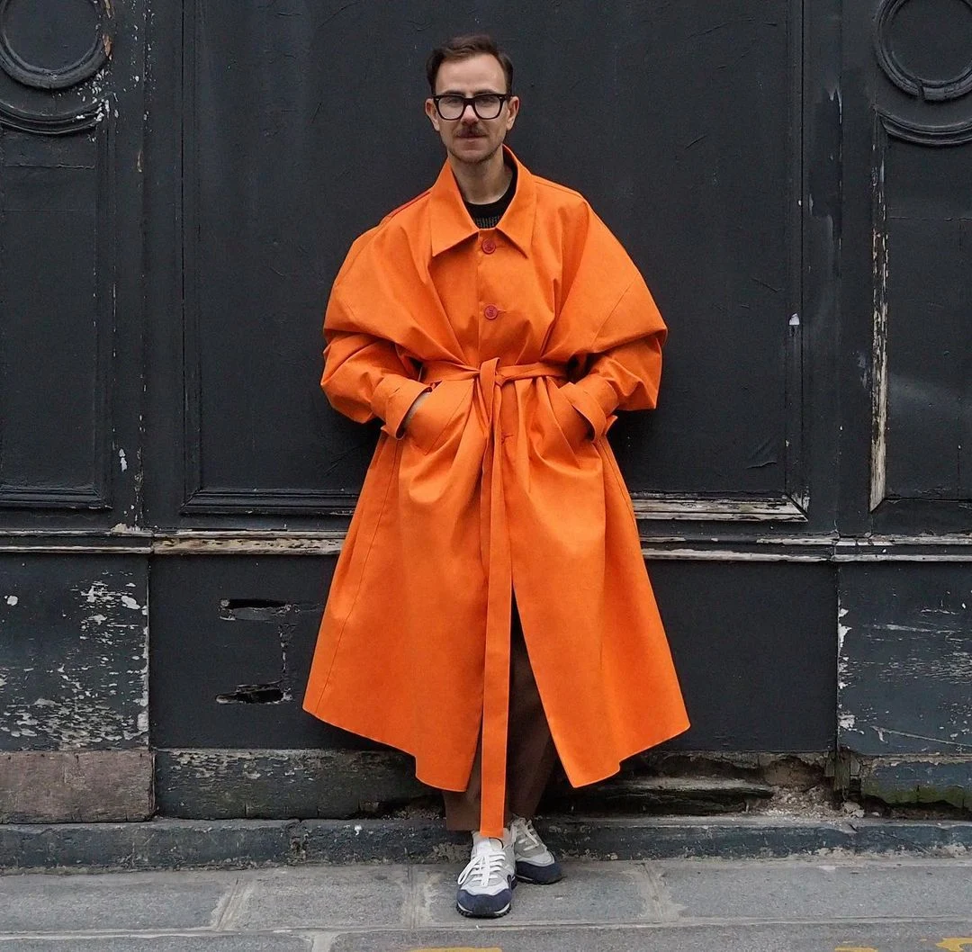 How to wear orange coat: Orange coat street styles. | Melody Jacob