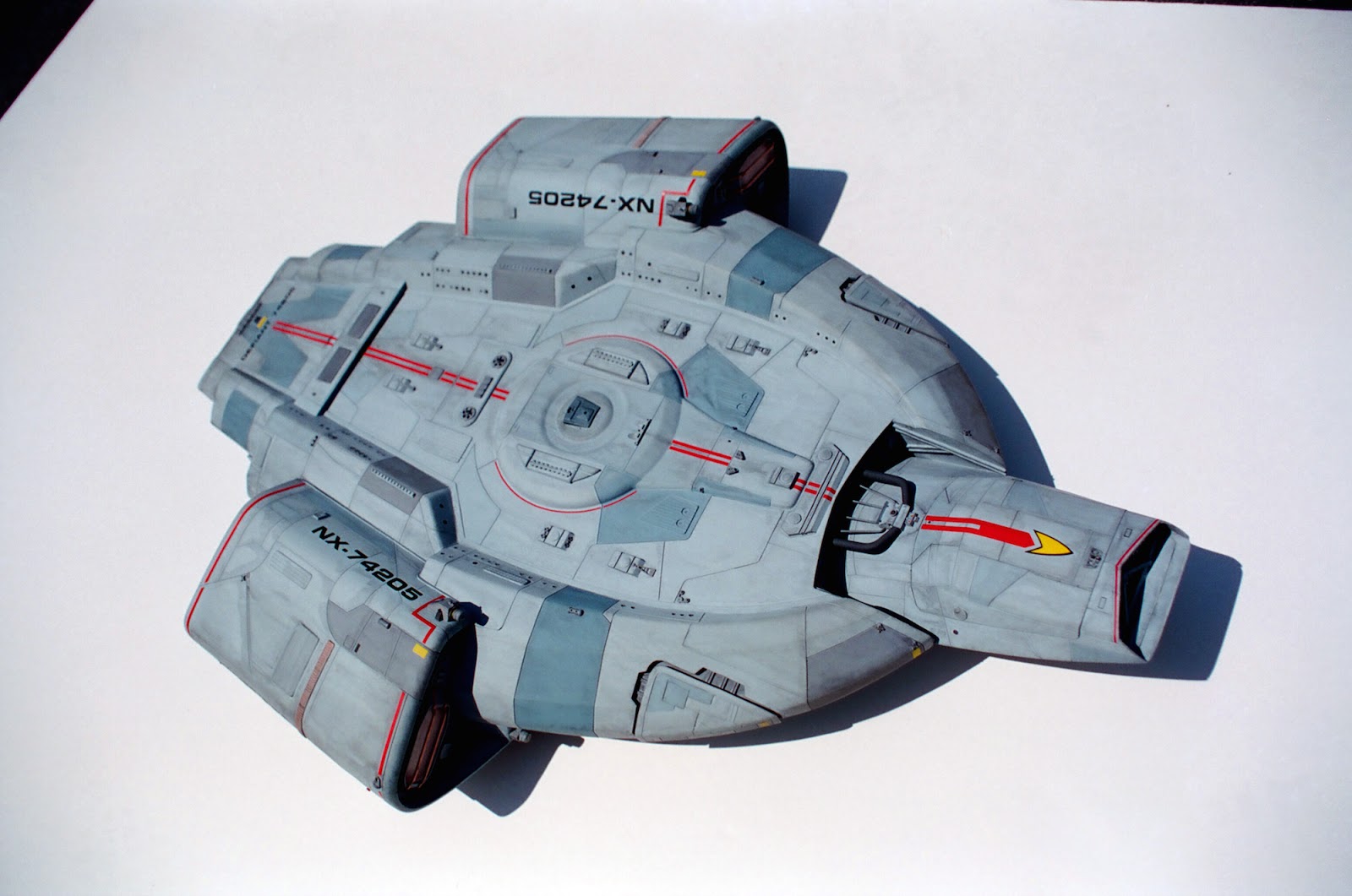 The Trek Collective: DS9 behind the scenes: Defiant miniature, alien ...