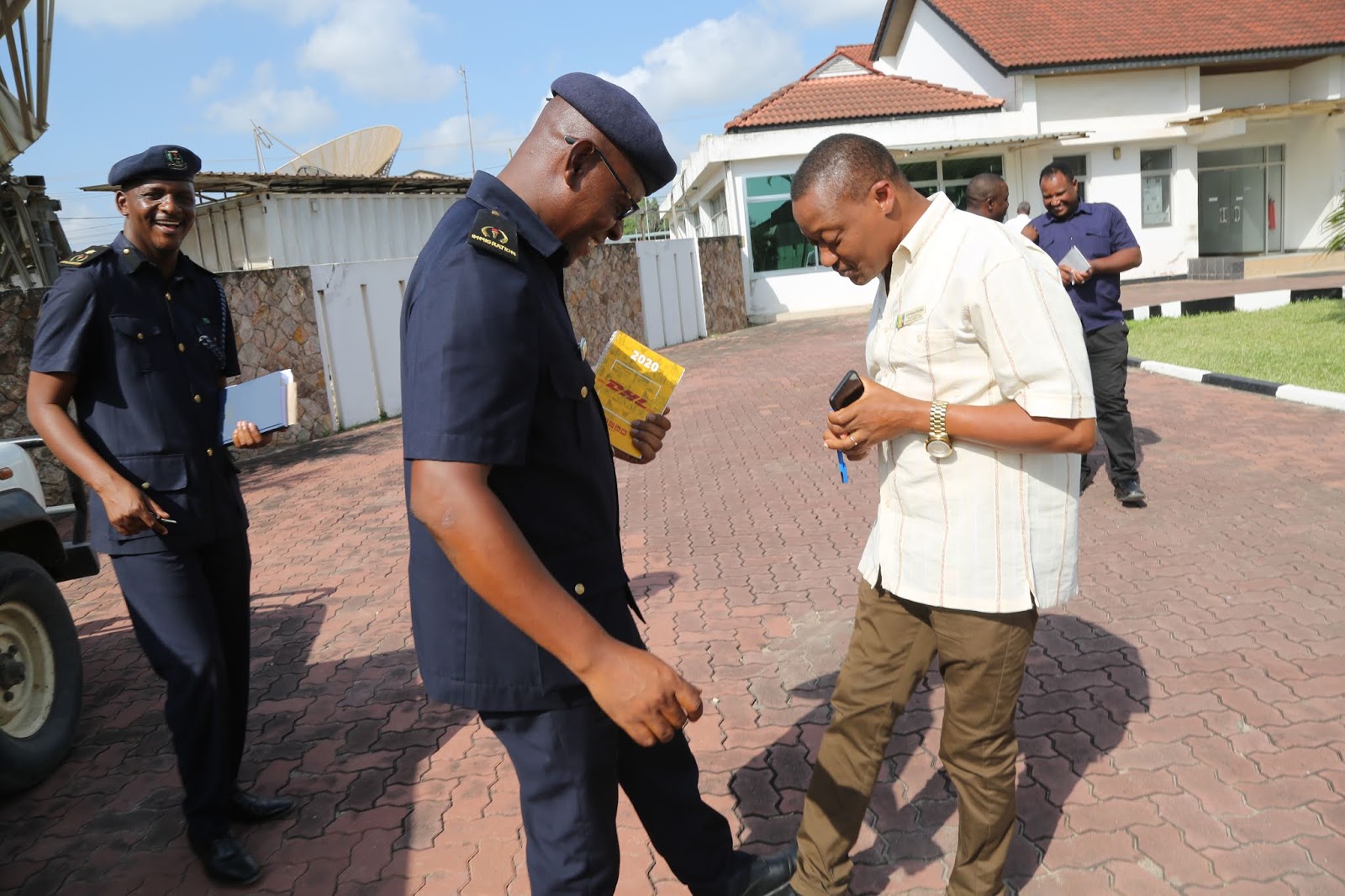 Uhamiaji Tanzania: MSEMAJI Mpya wa Idara ya Uhamiaji Tanzania ...