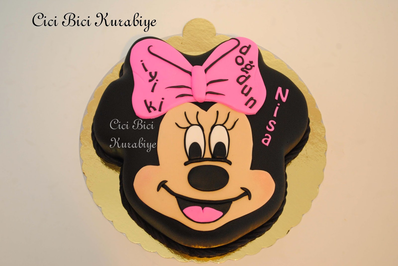 Cici Bici Kurabiye & Cupcake & Pasta İzmit: Minnie Mouse Yüzü Pasta