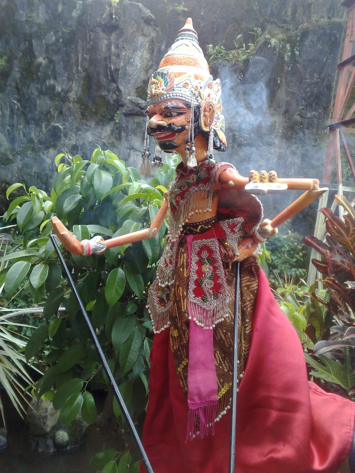 Semua ilmu Ada Disini: foto-foto wayang golek (eskpresi wajah)