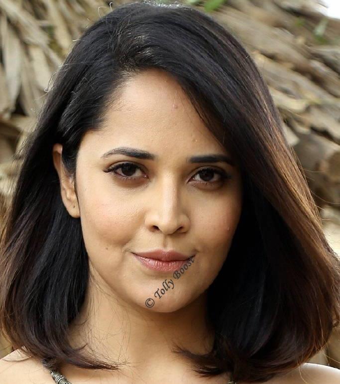 Telugu Actress Anasuya Beautiful Long Hair Face Closeup Images Telugu ...