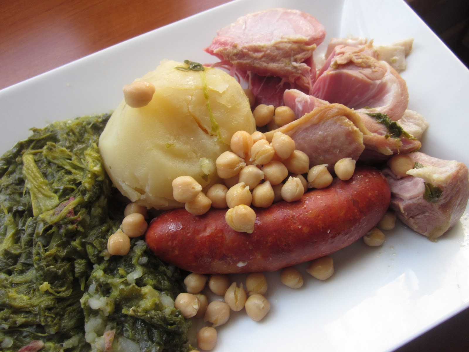 LA COCINA DE ORI: LACÓN CON GRELOS