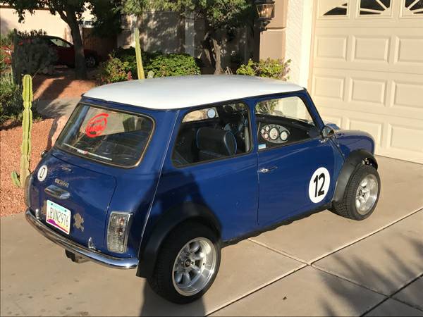 VTEC: 1982 Austin Mini - DailyTurismo
