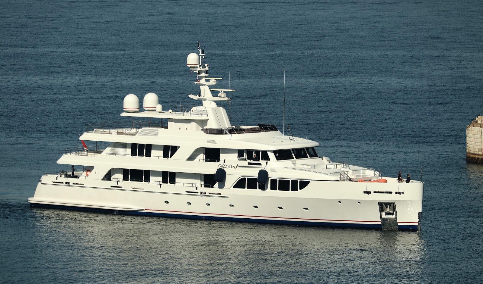 Sergio@Cruises: Super iates de luxo em Gibraltar, UK