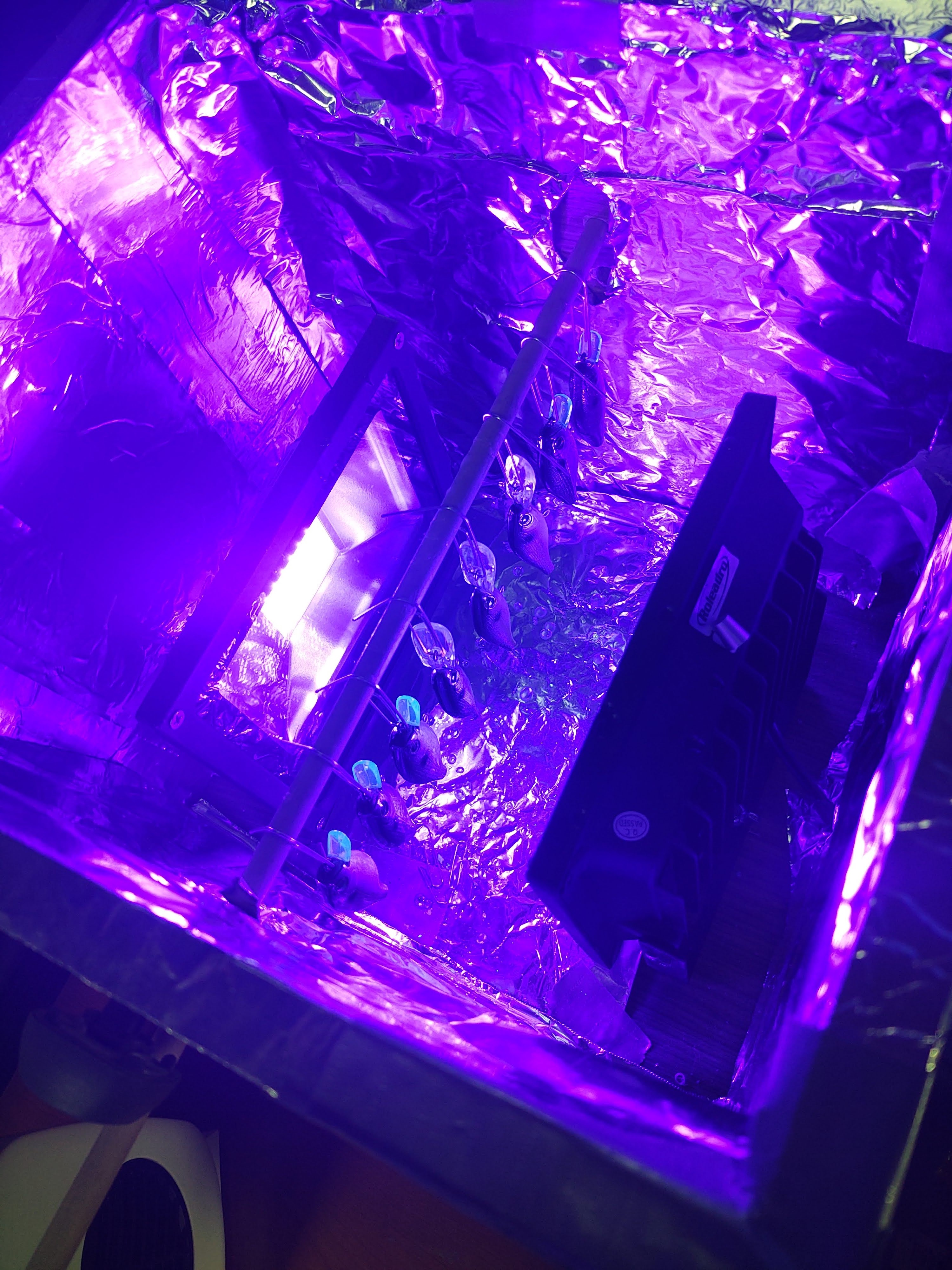 BOGSTALKER-The Nature of the Beast: BUILDING YOUR OWN UV BOX FOR BLANK ...