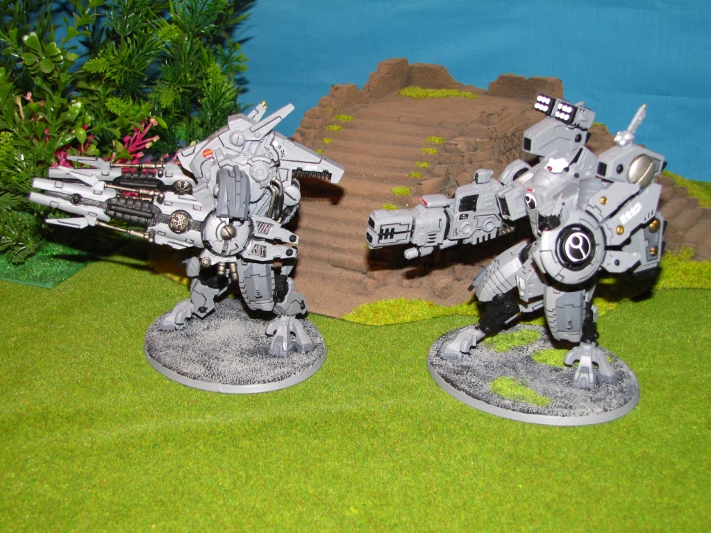 Rock The Fig: Tau XV107 R'varna Battlesuit