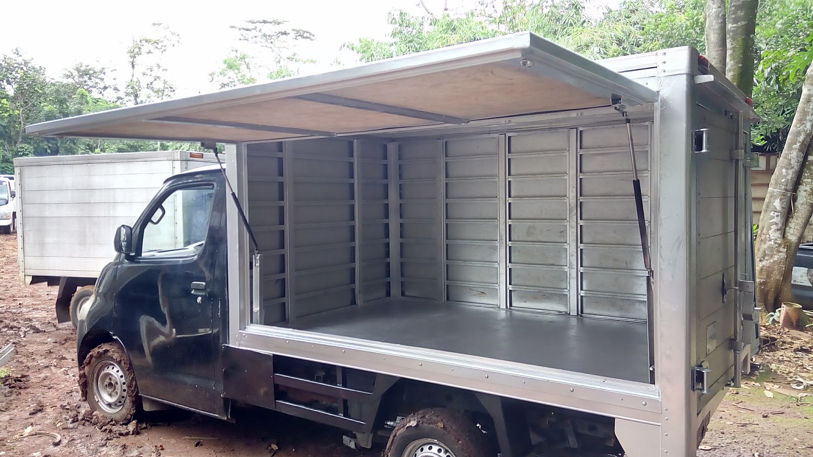 JUAL BELI BAK DAN BOK MOBIL: BOX BOX KENDARAAN KECIL
