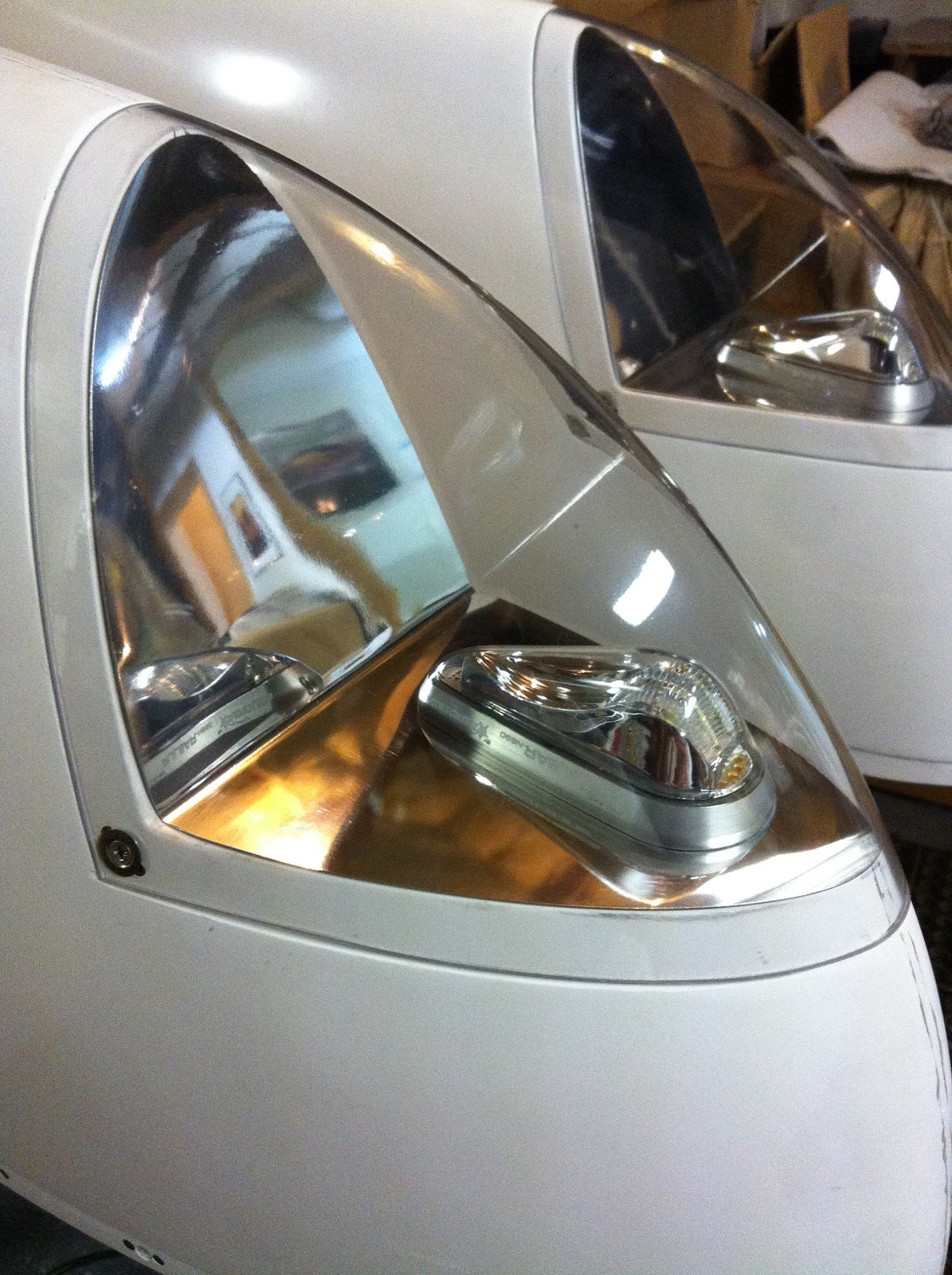 Welcome to JT's RV8 Aircraft Factory!: Wing Tip Lenses