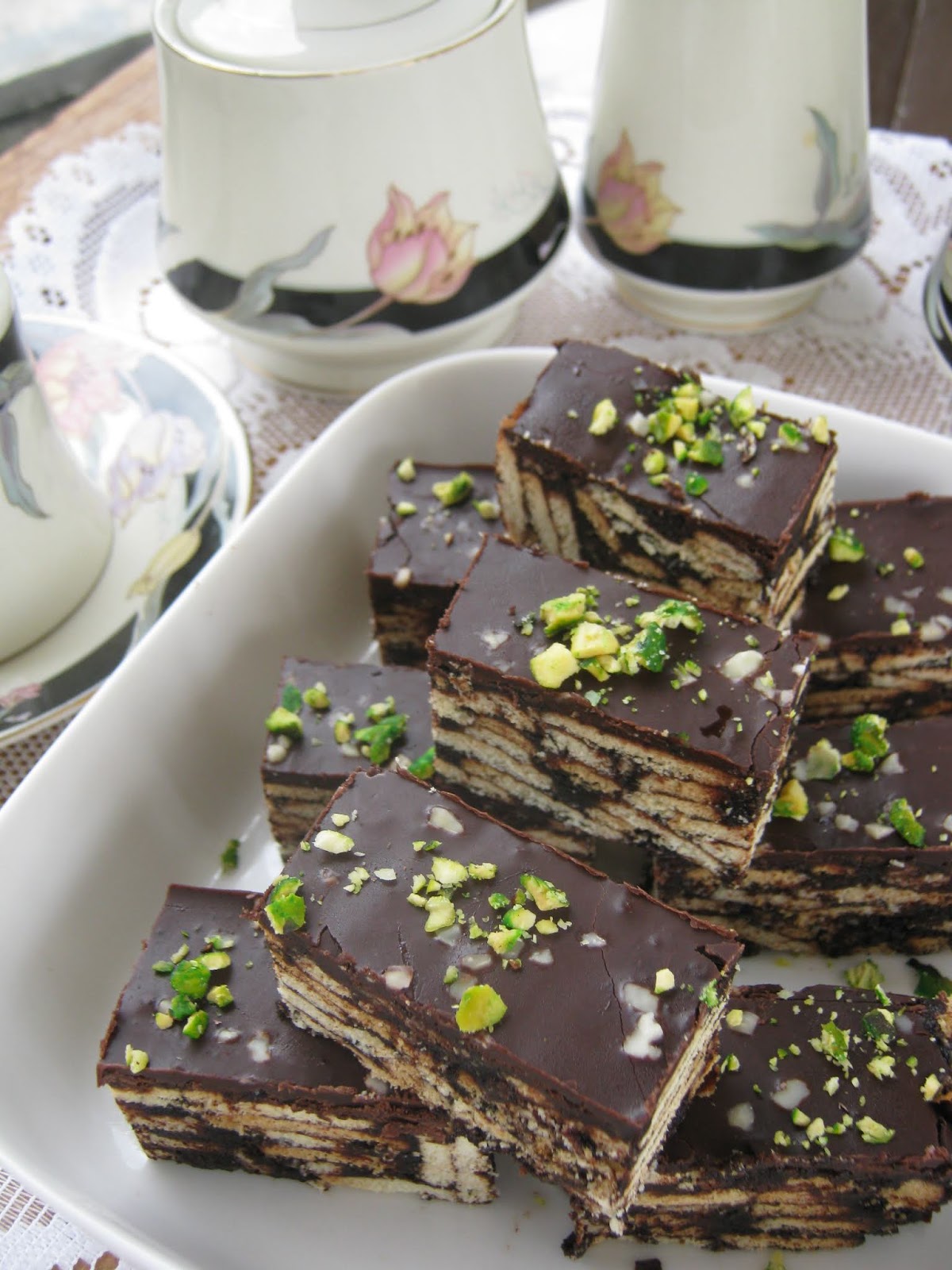 KARI LEAFS ... Malaysian flavour's: BATIK CAKE