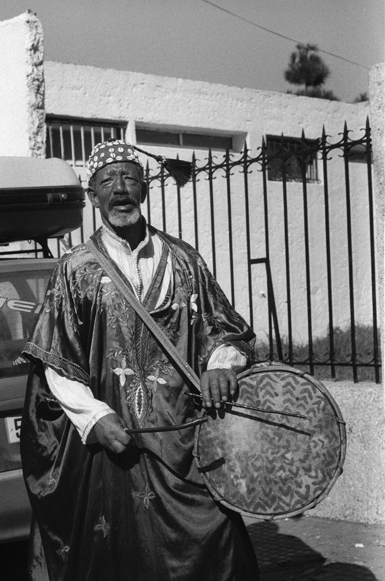 Fatima Abbadi Photography: Gnawa music & Gnawa Origins