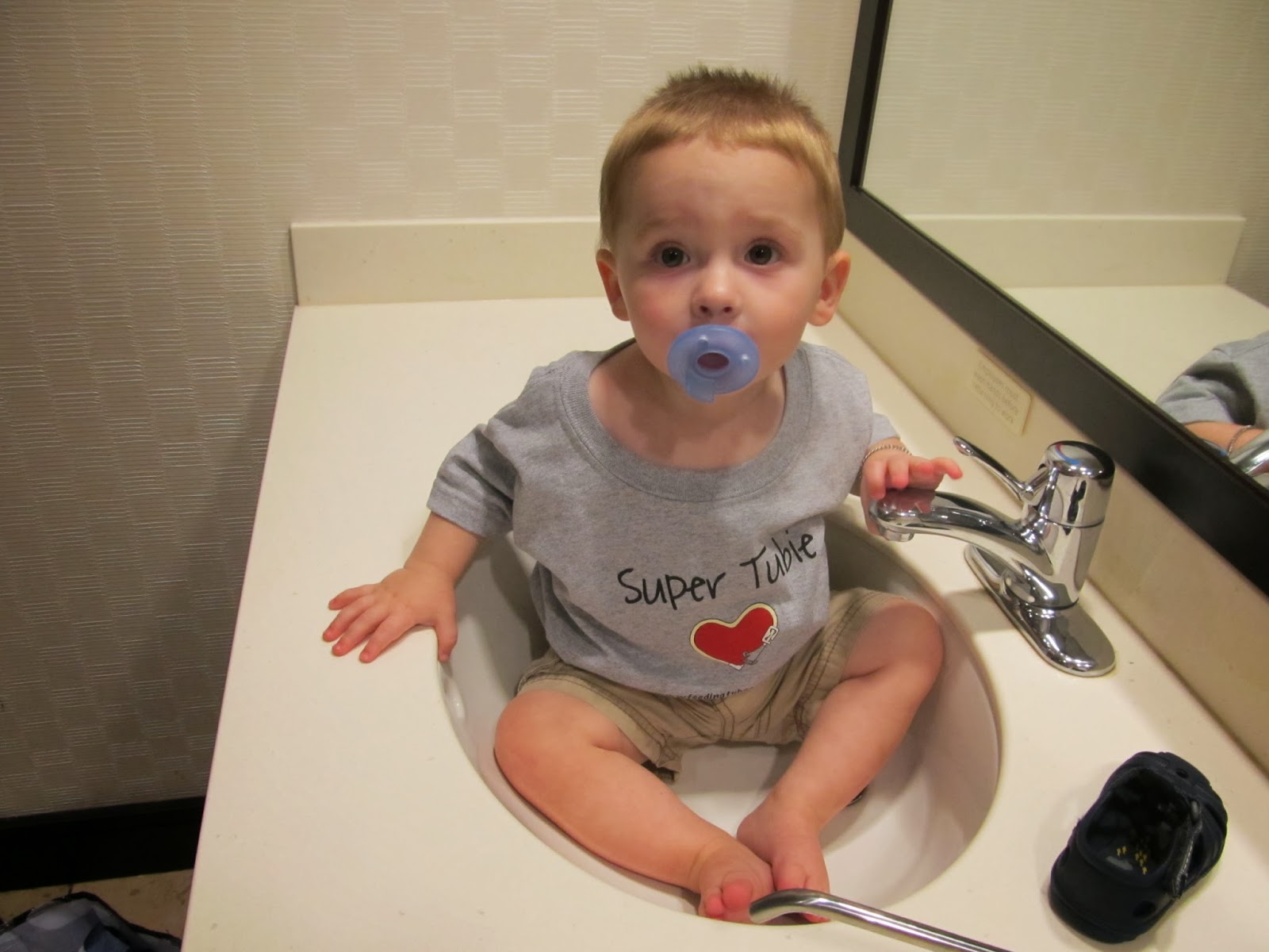 Aidan... With Eos: Feeding Tube Awareness Week 2014 - Showing off our ...