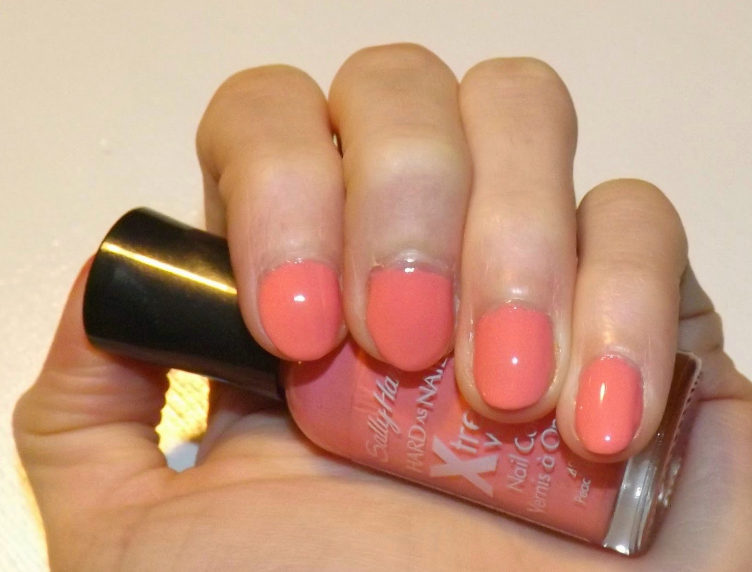 Perfectly Polished 12: Sally Hansen Xtreme Wear "Peach Beach"