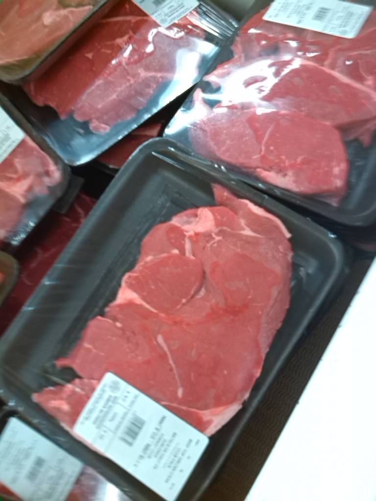 Health Inspector's Notebook: What Colour Red Meat Should Be?