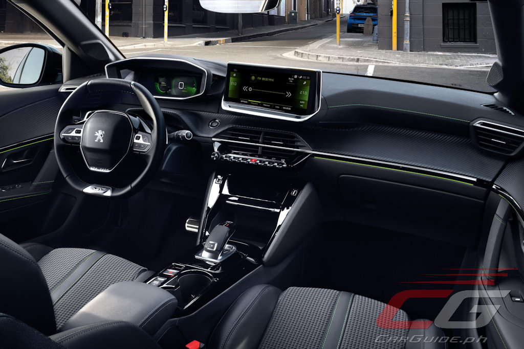 Peugeot Celebrates a Decade of the i-Cockpit - test 1