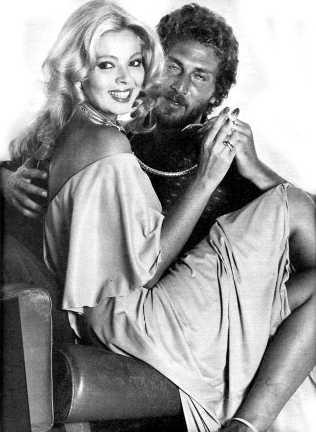 Astros em Revista: REINALDO GONZAGA - O GALÃ CANTOR