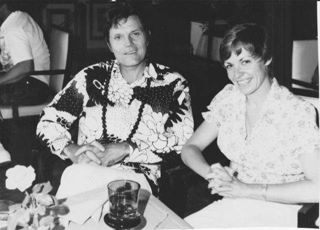 Killer Crafts & Crafty Killers: AN INTERVIEW WITH MEREDITH OGDEN FROM ...