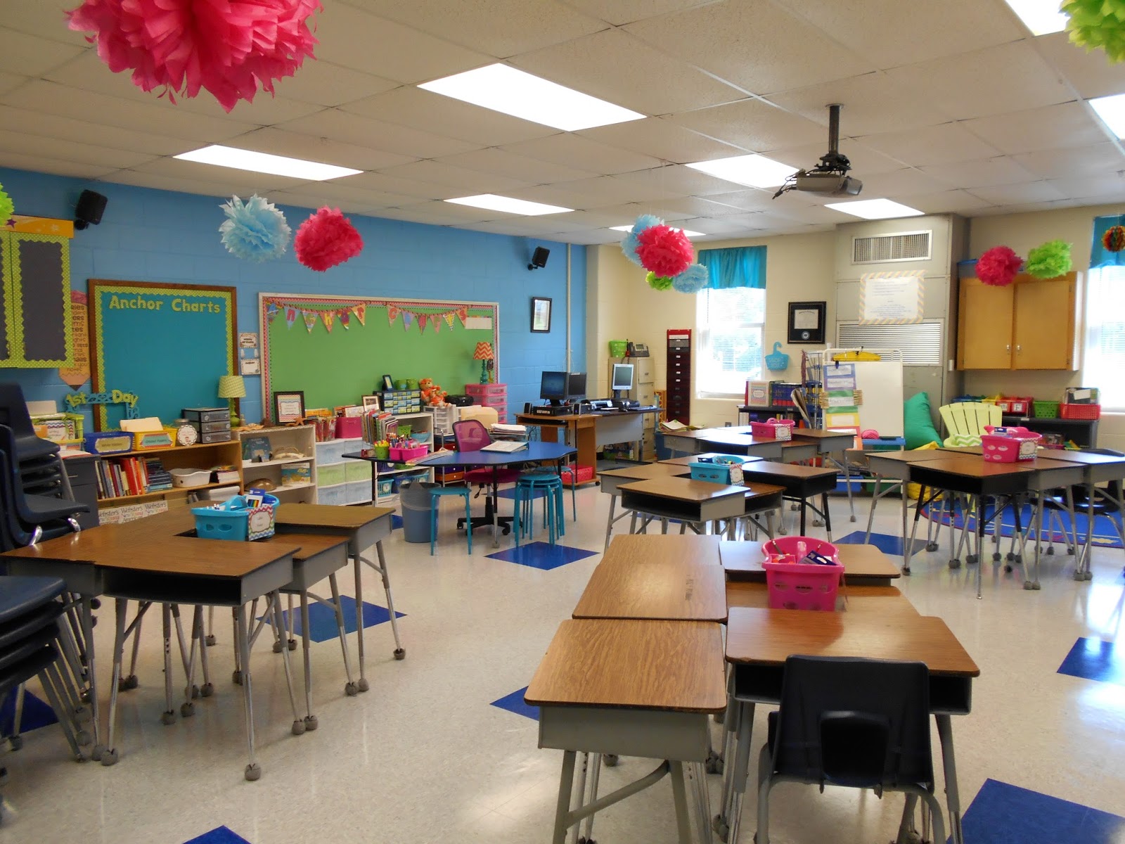 Teacher Week '13: Classroom Tour - For the Love of Teaching