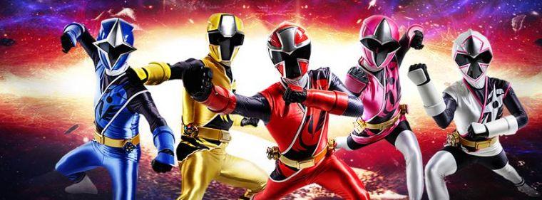 Freddy de Js. Blog: Hoy es el 25º aniversario de Power Rangers