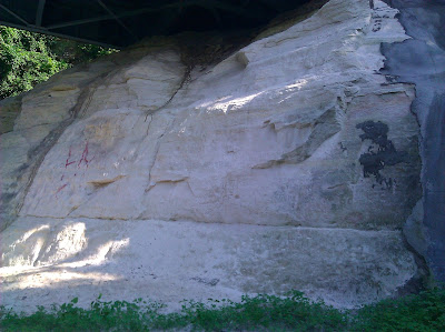 earthscienceguy: Minnesota Geology Monday - St. Peter Sandstone