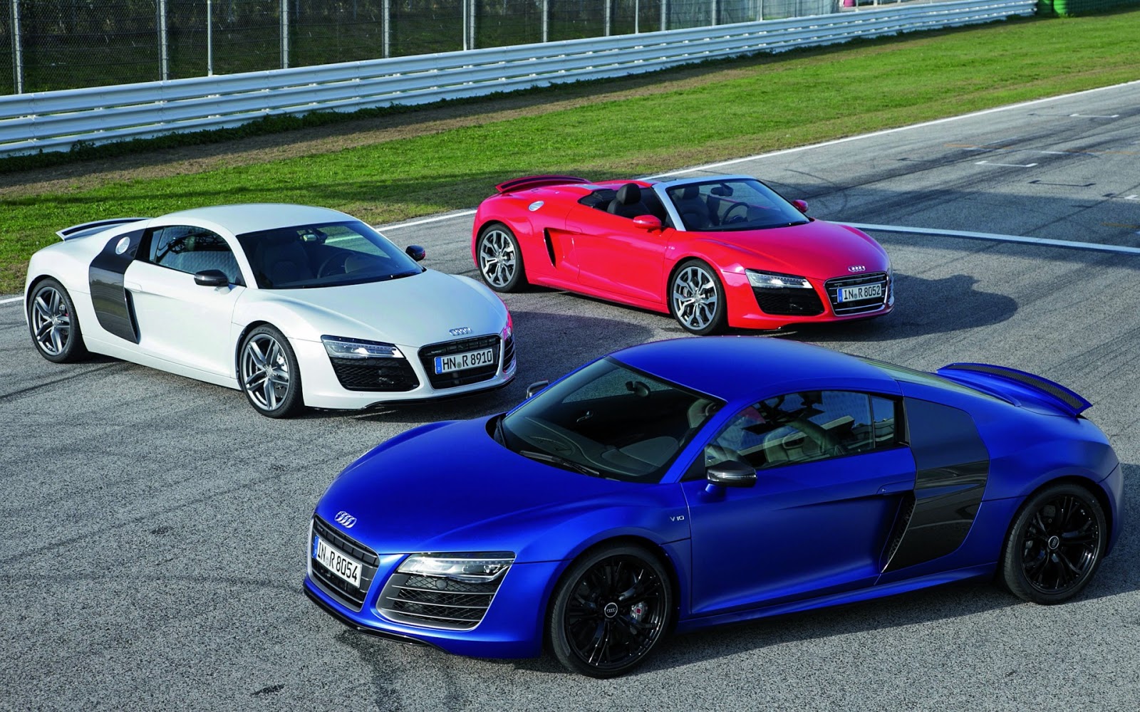 En Güzel Araba Resimleri - HD Resimler | Rooteto