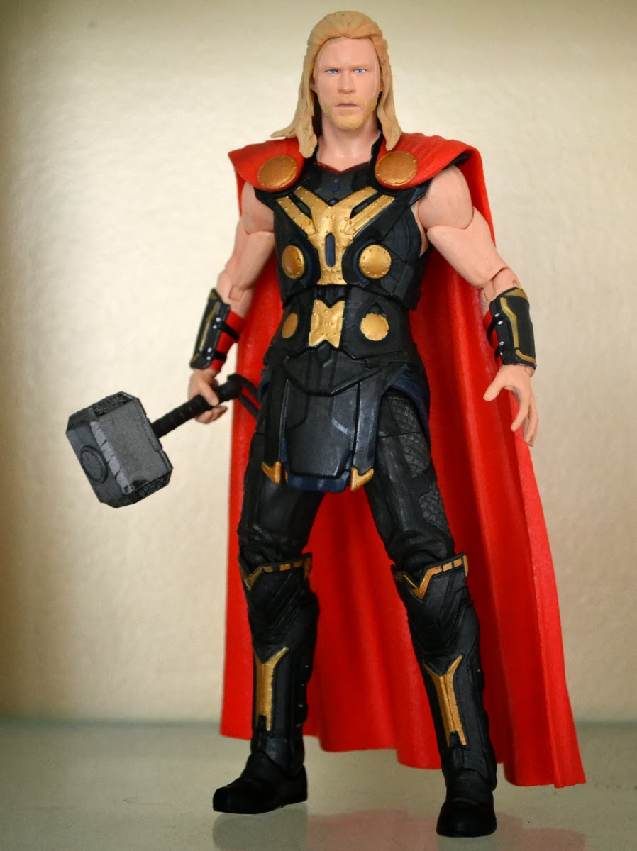 Steve's Toy Room: Marvel Select THOR : The Dark World Figure Review