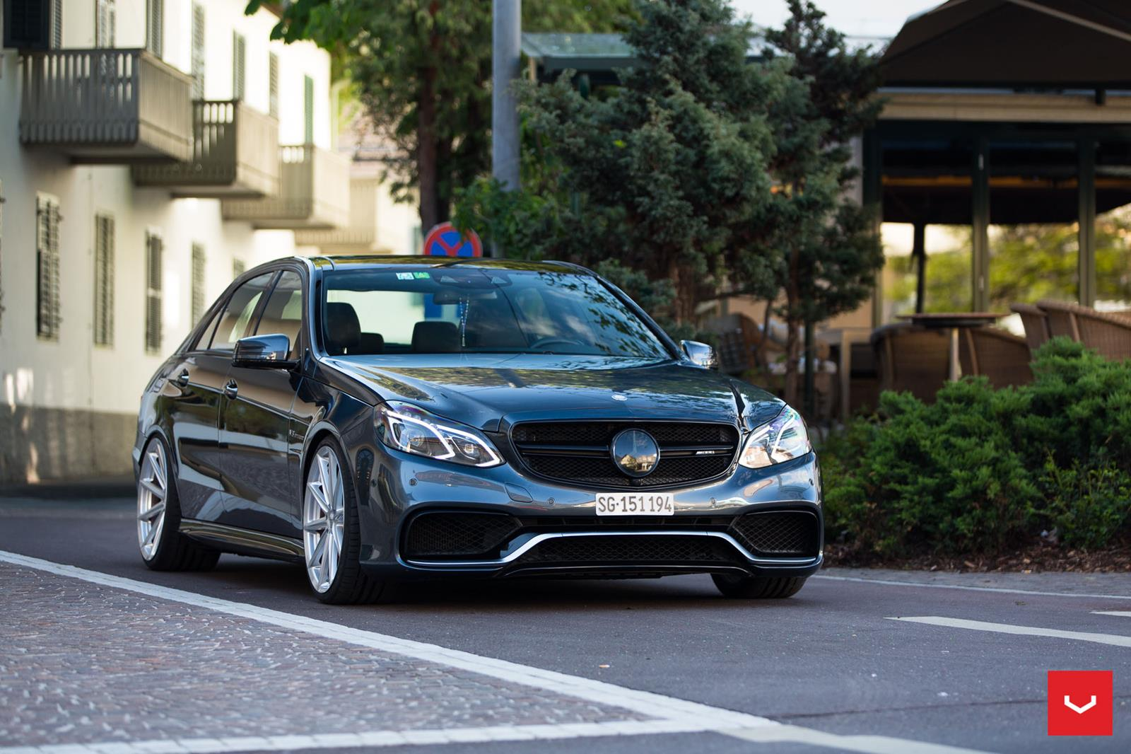 Mercedes-Benz E63S AMG W212 Facelift on Vossen VFS-10 | BENZTUNING
