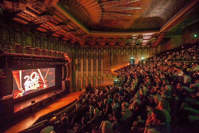 Los Angeles Theatres: Wiltern Theatre: auditorium
