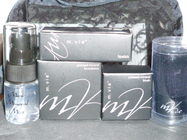 Beauty Parfait: Review: Midnight Velvet m.vie Mineral Makeup Beauty Parfait: Review: Midnight Velvet m.vie Mineral Makeup