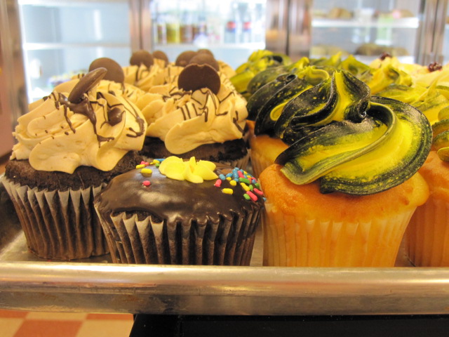 A Dash of Spectacular: PGH Dining: Grandview Bakery