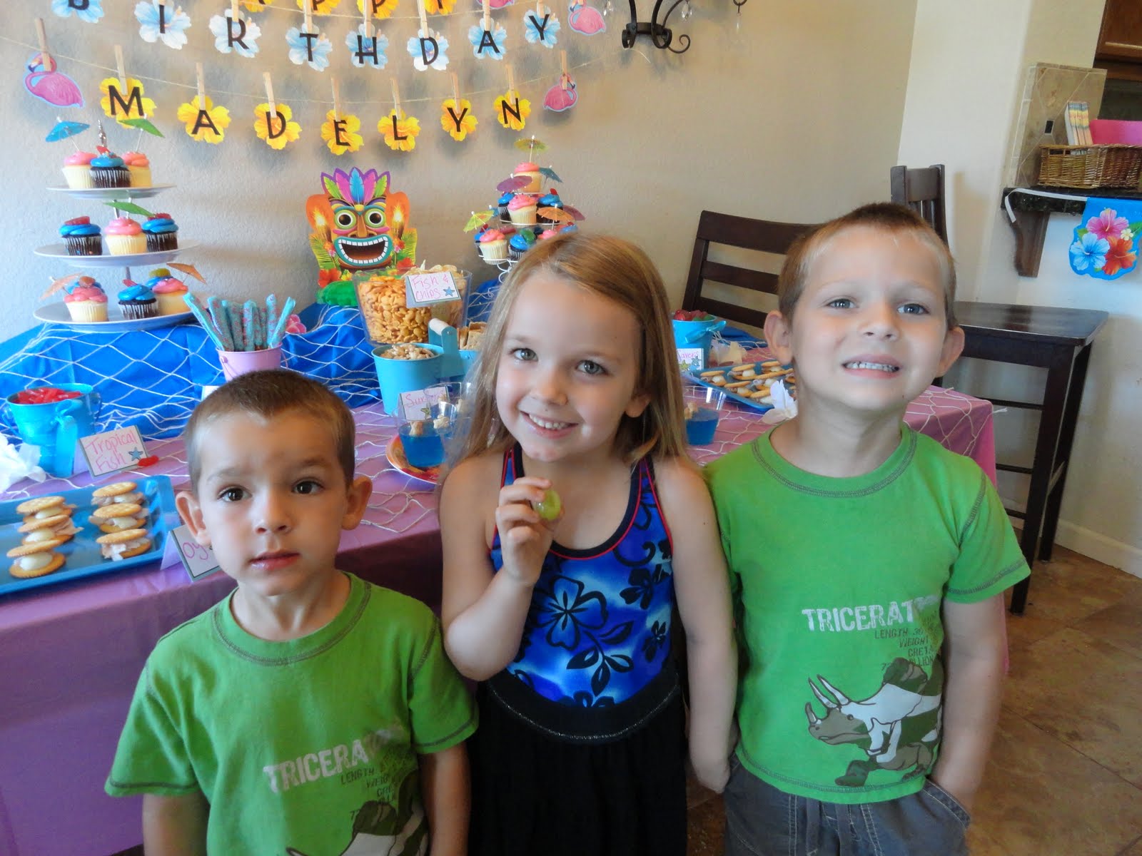 So I Saw This Tutorial ...: A Tiki Pool Party