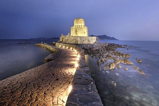 ΨΗΓΜΑΤΑ ΑΠΟ ΤΗΝ ΕΛΛΗΝΙΚΗ ΙΣΤΟΡΙΑ: ΚΑΣΤΡΟ ΜΕΘΩΝΗΣ